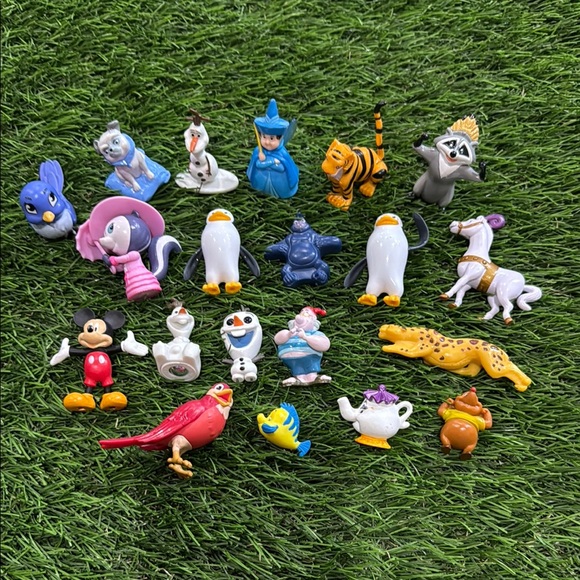 Disney | Toys | Collection Of Disney Mini Figurines 2 Pieces | Poshmark